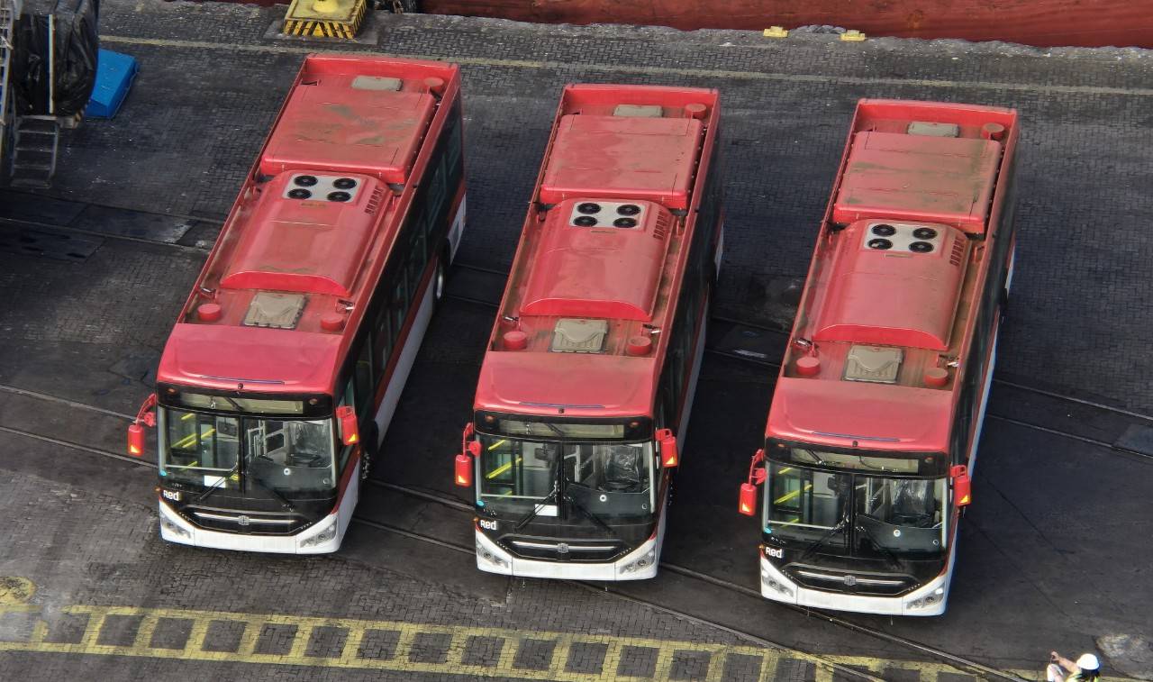 Primera flota de buses 100% eléctricos debutará este sábado en ...