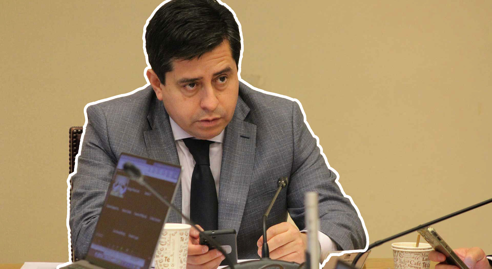 Senador Araya solicita estado de sitio en regiones con problemas de ...