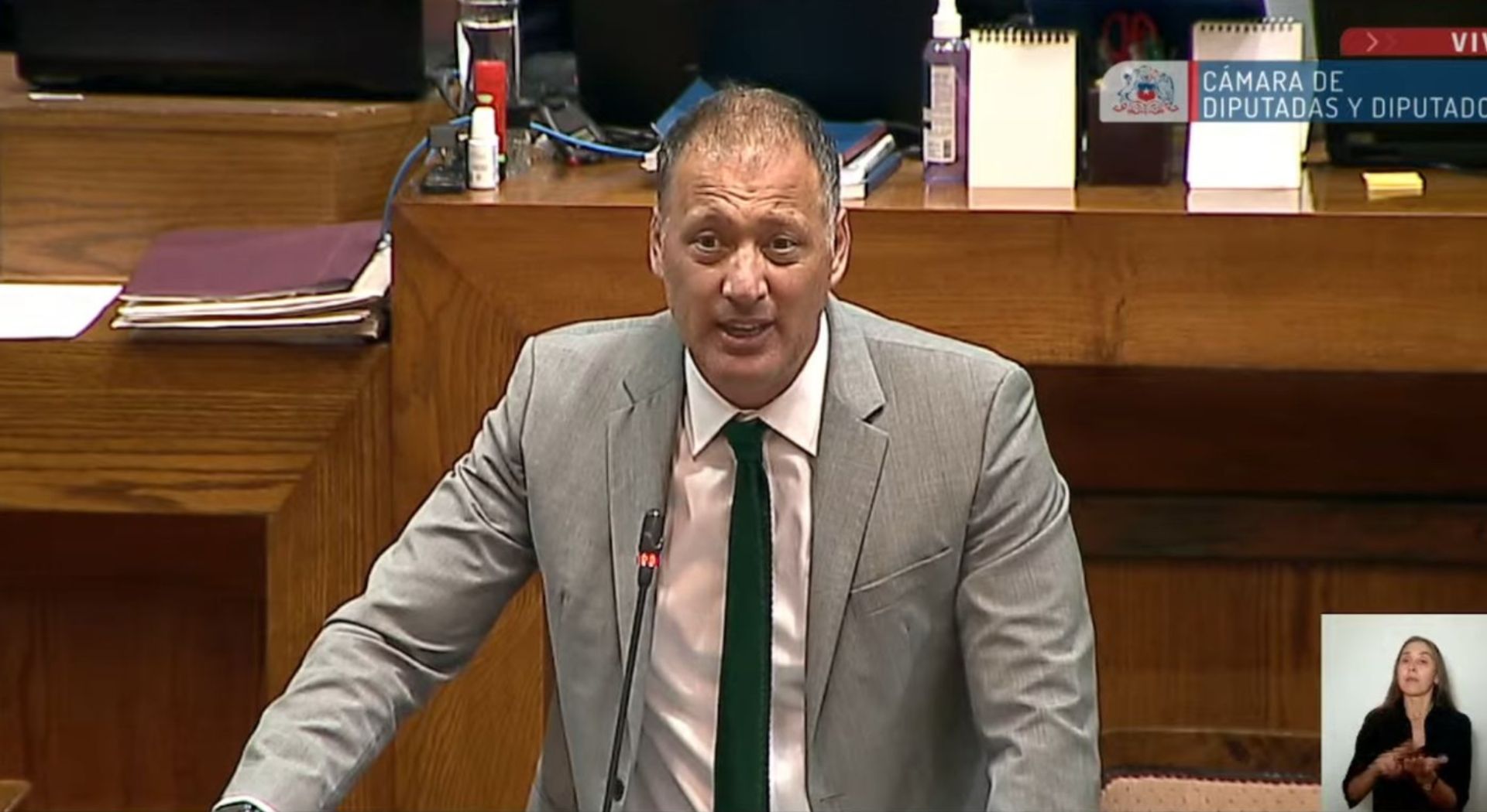 Diputado Castro solicitó gestiones para que familia acompañe a pediatra ...