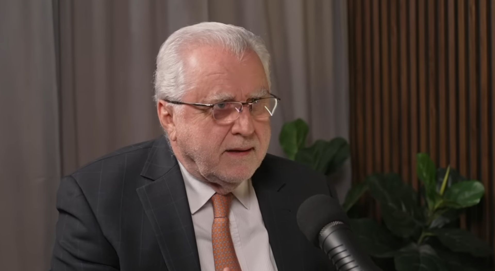 “Como no le compramos, mandan a hacer informes”: Máximo Pacheco cuestiona al grupo Errázuriz y ...